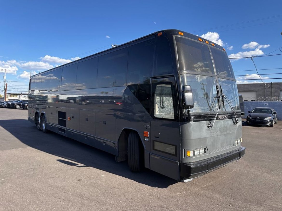 Charter Bus | Comfortable Group Transportation